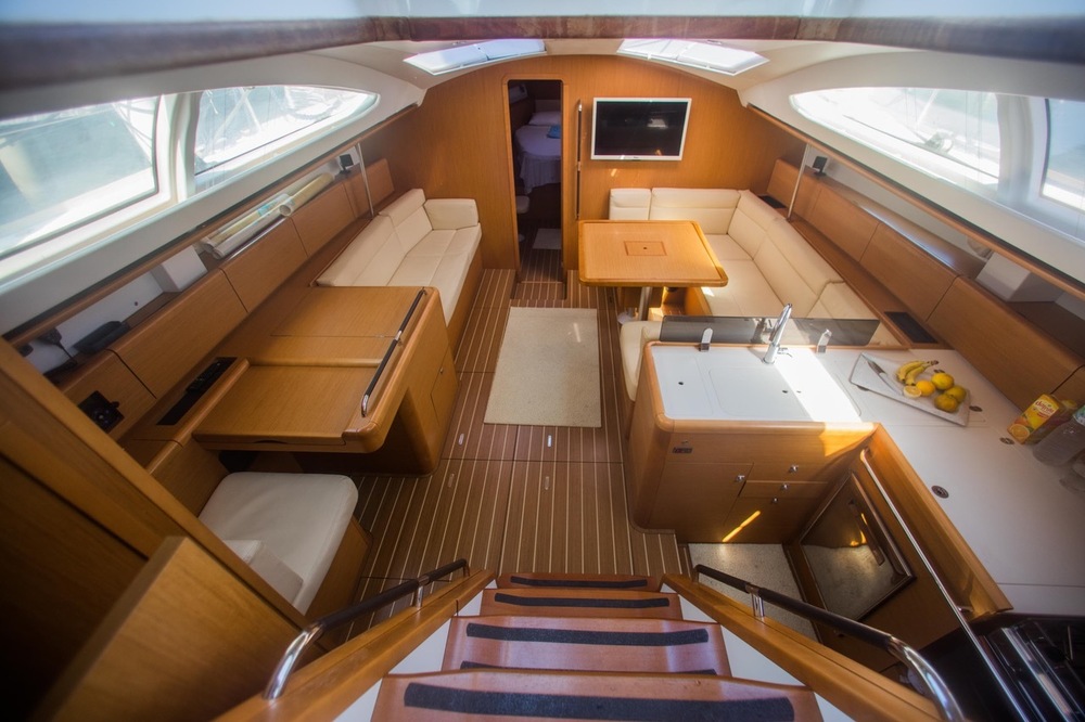 JEANNEAU 50 DS - Paraty Tours